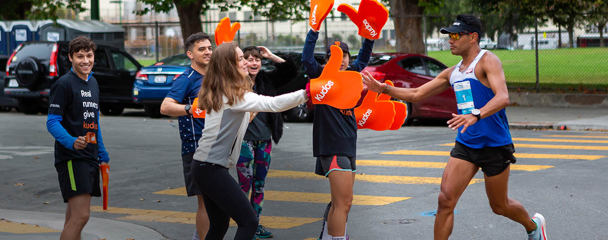 Volunteers - The San Francisco Marathon
